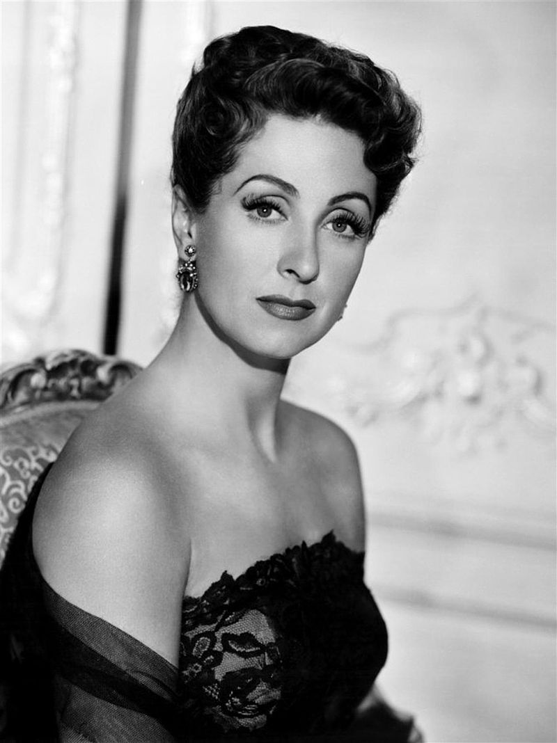 Danielle Darrieux. ses 5 films majeurs à voir ou revoir